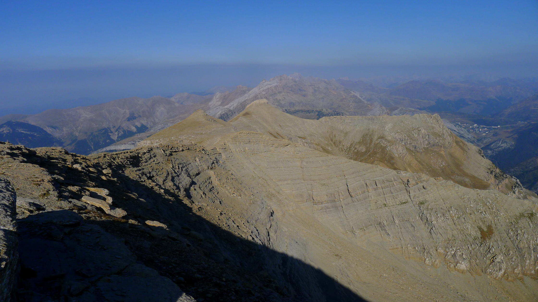 Moleta (2548m) y cresta de la Tronquera (2693m) – Subir Montañas