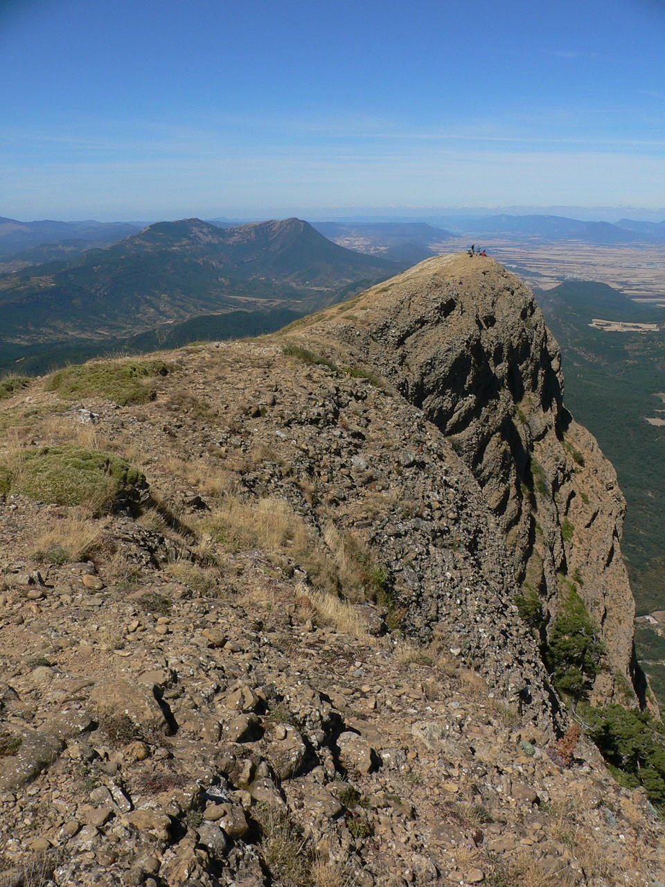 Bacials y Peña Oroel (1770m) – Subir Montañas